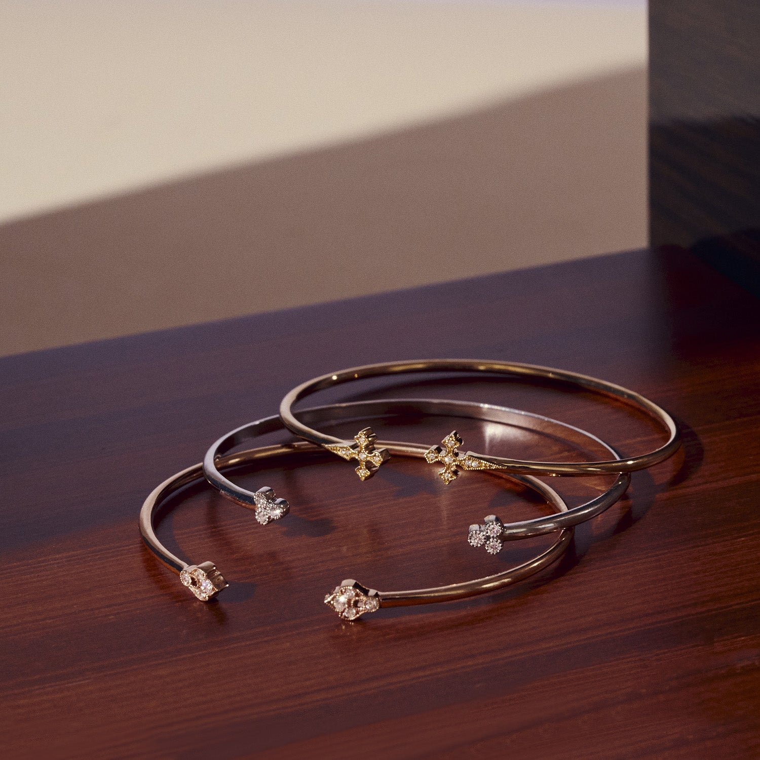 Bracelets – Stone Vintage